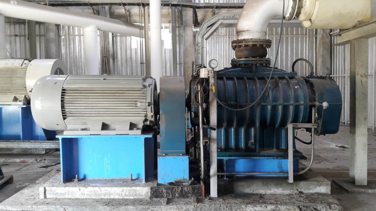 Boiler cleaning equipment